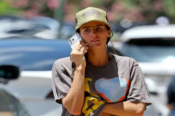 Influencer Indy Clinton Radiates Confidence During First Public Outing ...